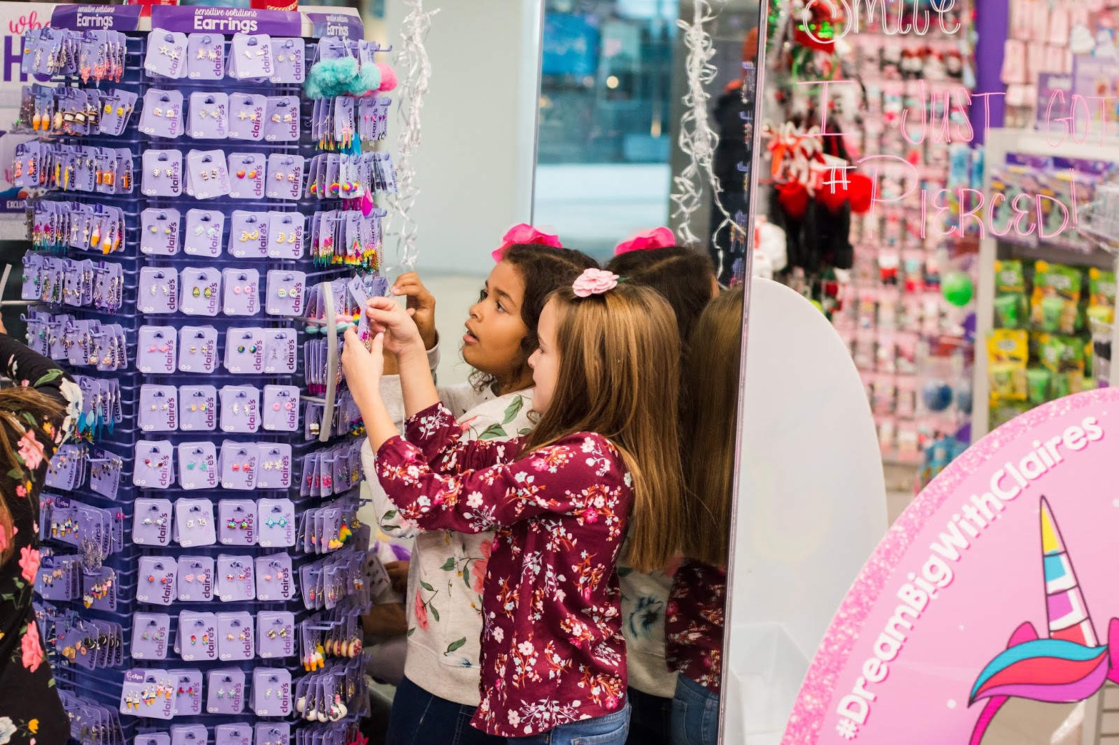 A Look at Genevieve's Shopping Party! - Pretty Real