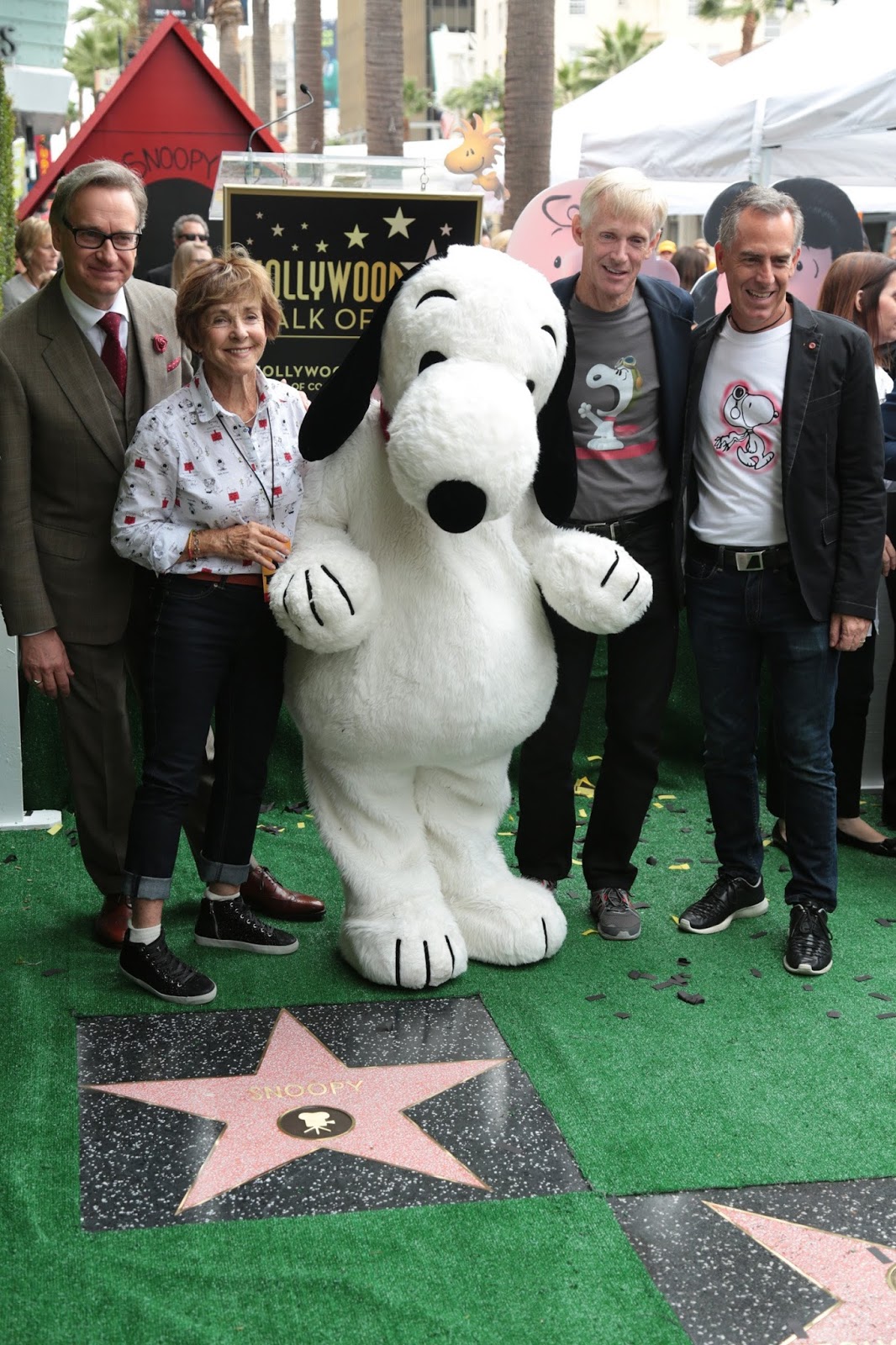 GeekMatic!: Snoopy Immortalized at the Hollywood Walk of Fame!