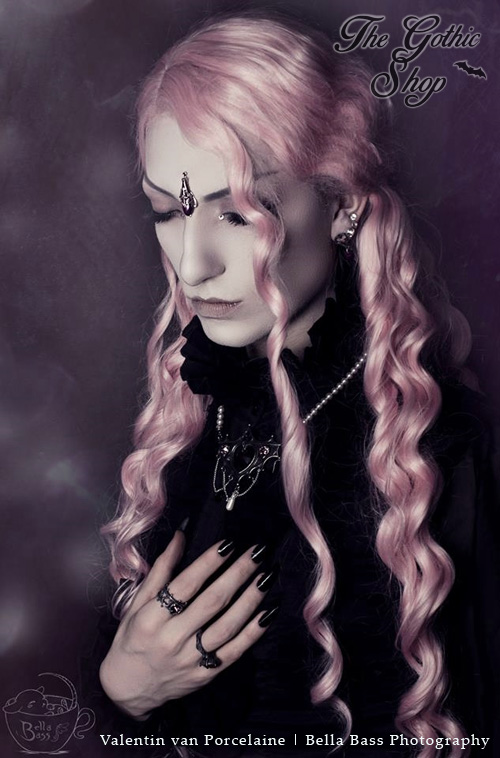 The Gothic Shop Blog: Bestia Corset & Alchemy Gothic - Valentin van ...