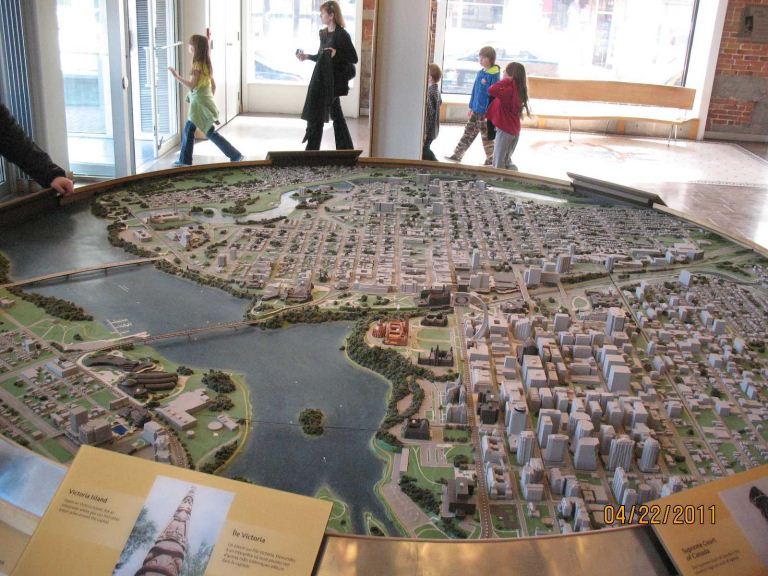Connections: Physical Models of Cities: Global