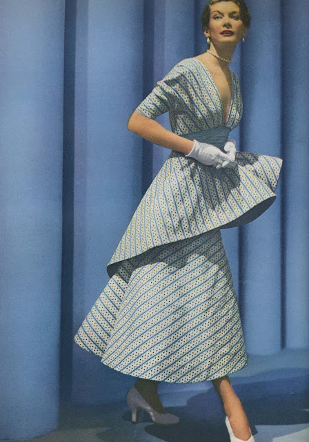 Dividing Vintage Moments : Vogue 1949 part 1
