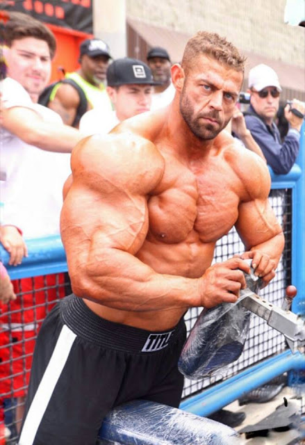 world bodybuilders pictures: marhoom shami bodybuilder Firas Saeed