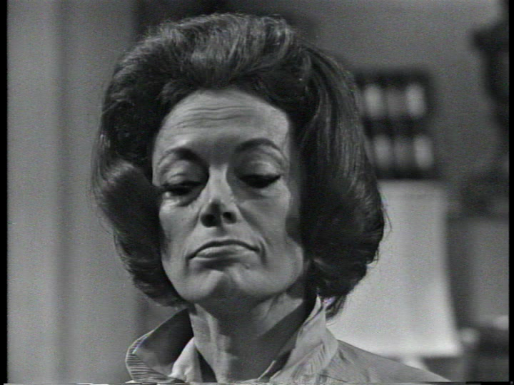 Shadows on the Wall: An Online Dark Shadows Fanzine: The Fits, Fashions ...