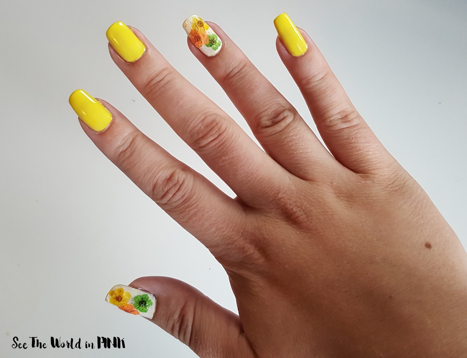 Manicure Tuesday - Pressed Flower Manicure! | See the World in PINK