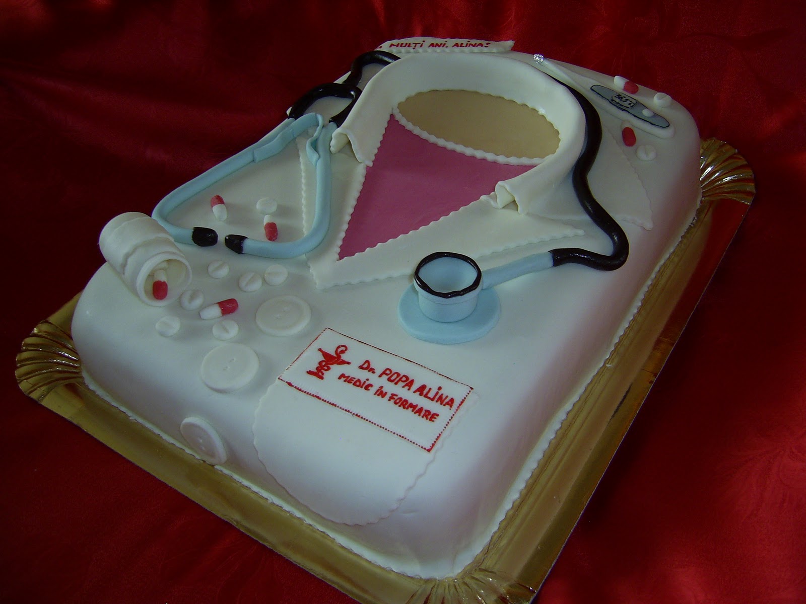 Mama-Mio Cakes: Tort medical 2