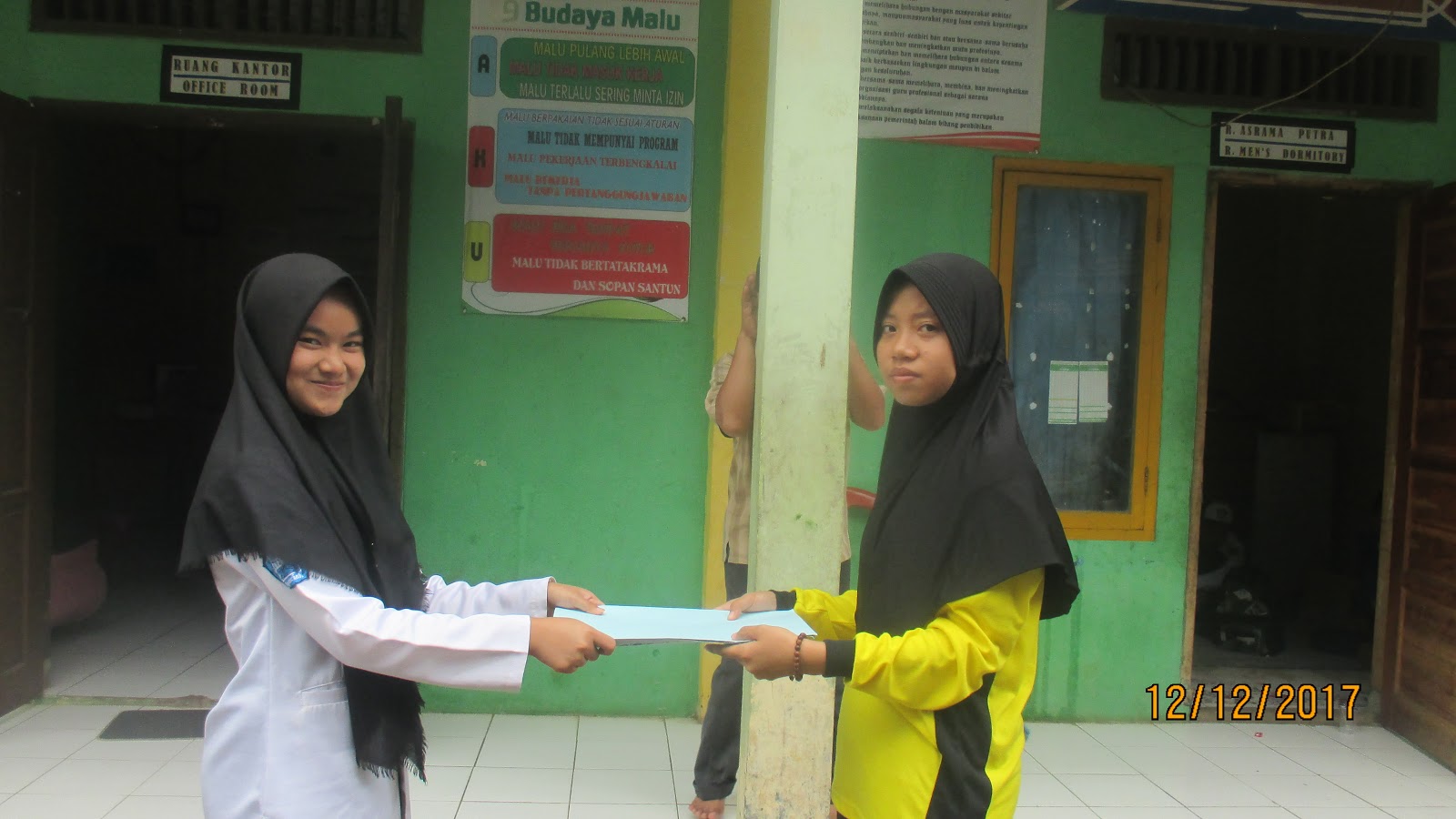 YAYASAN AL-UMI UNAISYAH