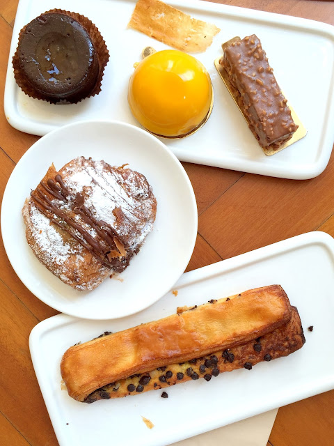 Artisan Boulangerie Co.: Eggy Brunch and Pastries