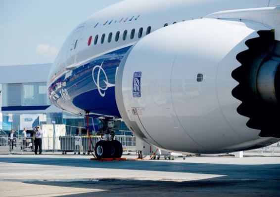 Boeing 787-10 Dreamliner Specs, Interior, Engine, Seats, and Price ...