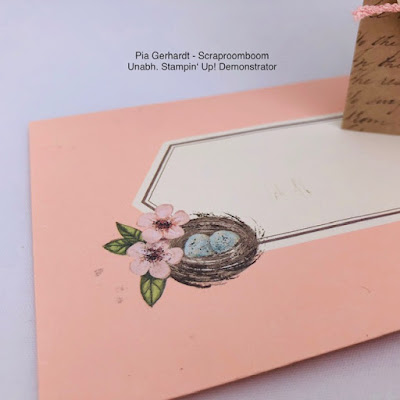 Scraproomboom: April 2019