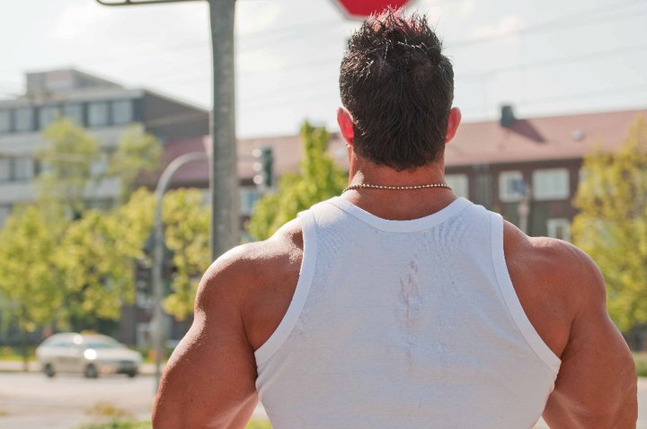 LA PERFECTION FAITE HOMME: TONY BREZNIK 04