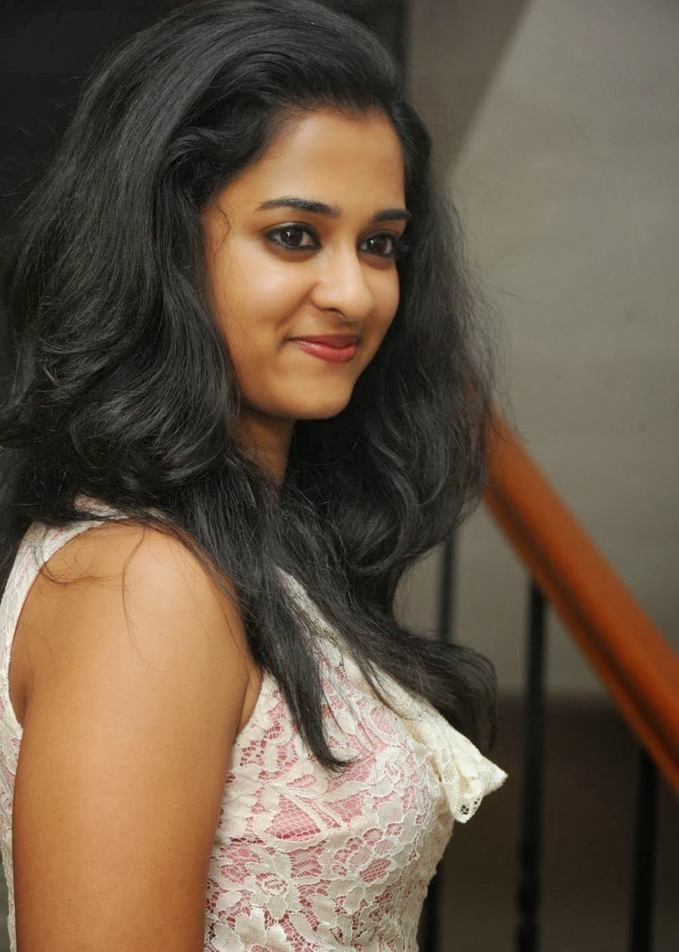 Nanditha Raj Photos - Nanditha Raj Photo Gallery | Veethi