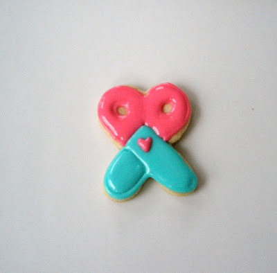 FunFavors Events: DIY: Scissors Cookies {Crafting at School Party}