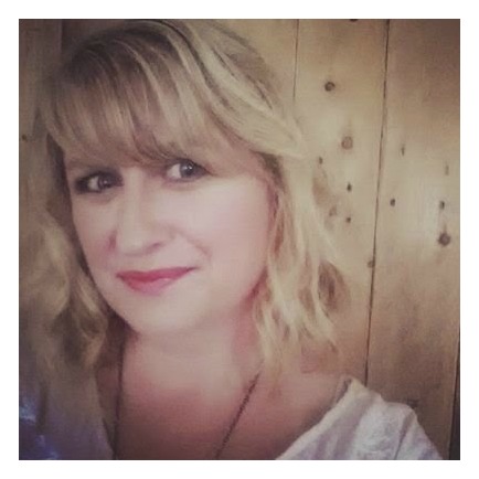 April Mae Kinney, Author: ABOUT APRIL