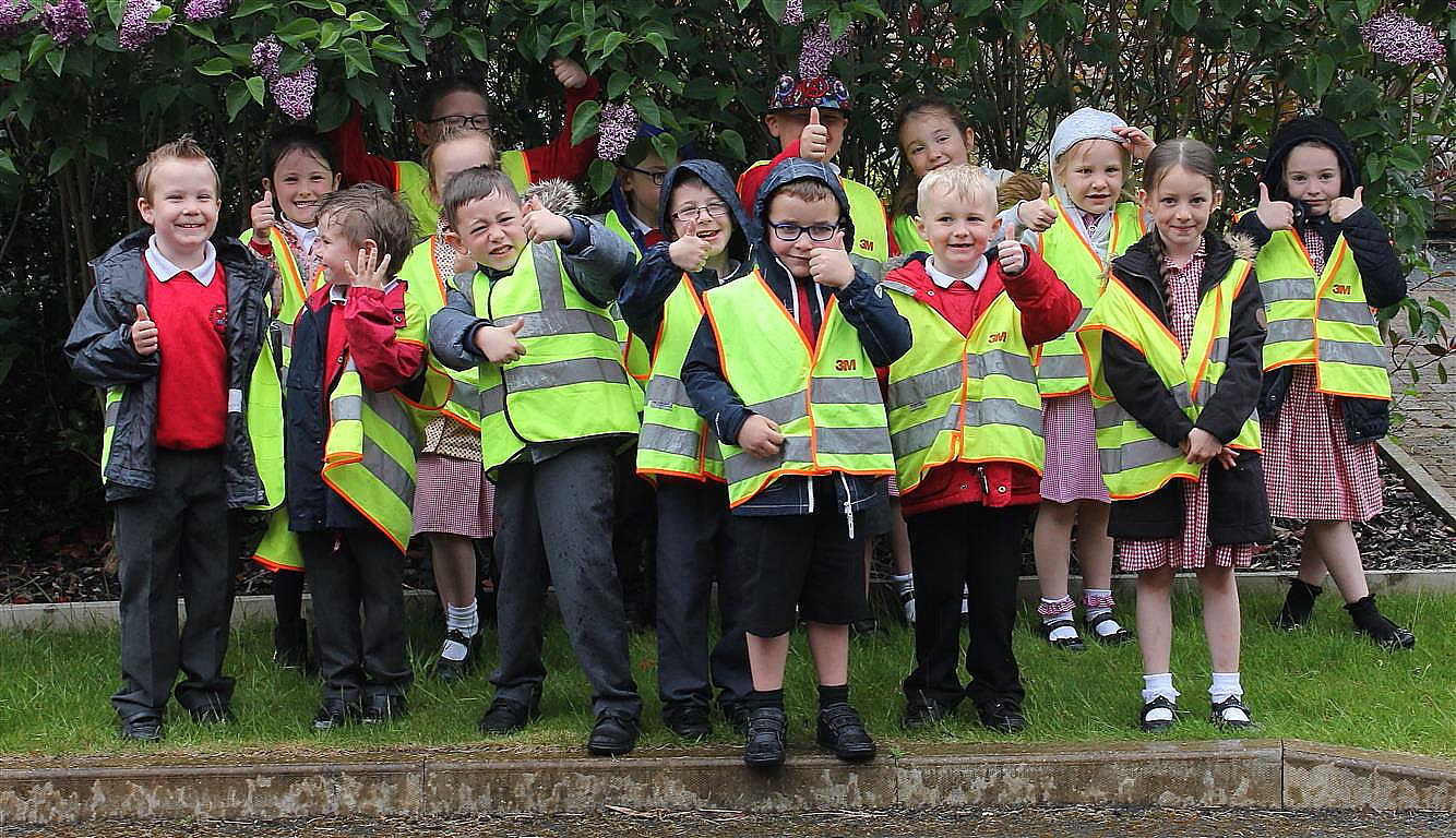 Welcome to the Green Heart Dens blog page.......: A welcomed return visit from Ramsden Infants ...