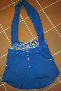 evagårsolo: Humør-bukse ble humør-veske, redesign