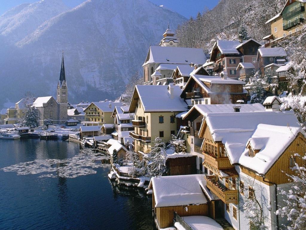 Cool Winter Season Wallpapers