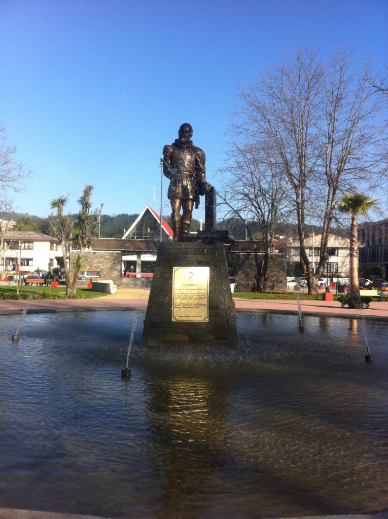 .: DEL MUSEO A TU CASA: El autor español de “La Araucana” llegó a Penco ...
