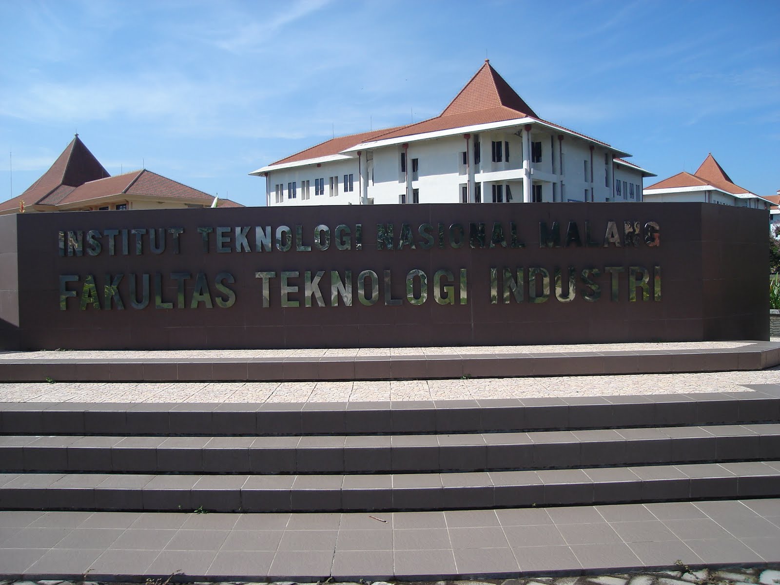 KOTA WISATA: kampus ITN malang