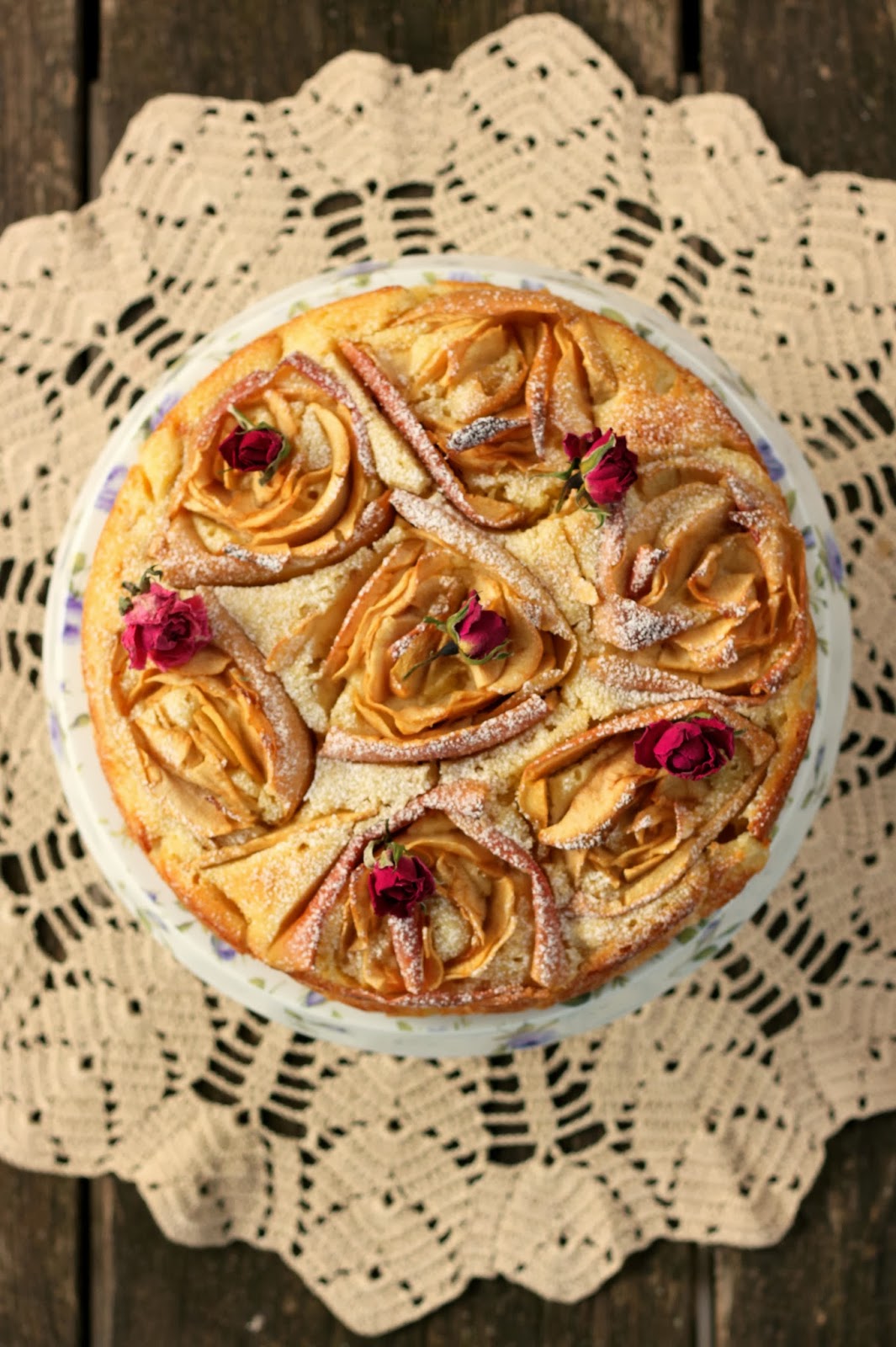 I don't share food: Rose Apple Cake