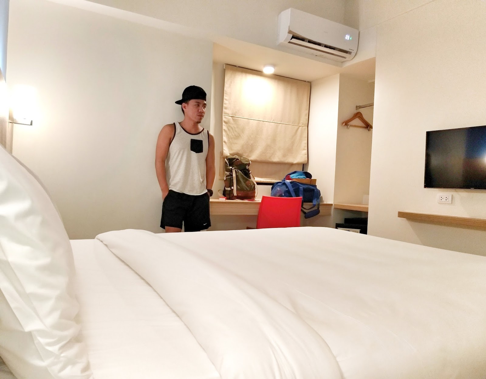 Hop Inn | The Budget-Friendly Hotel in Makati - The Pinoy Traveler