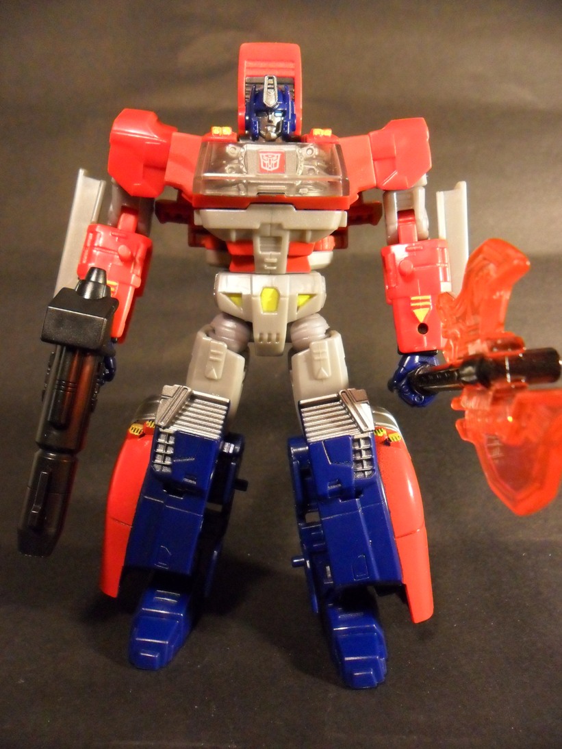 Black - Plastic - Life: Generations IDW Orion Pax - Pictorial Review