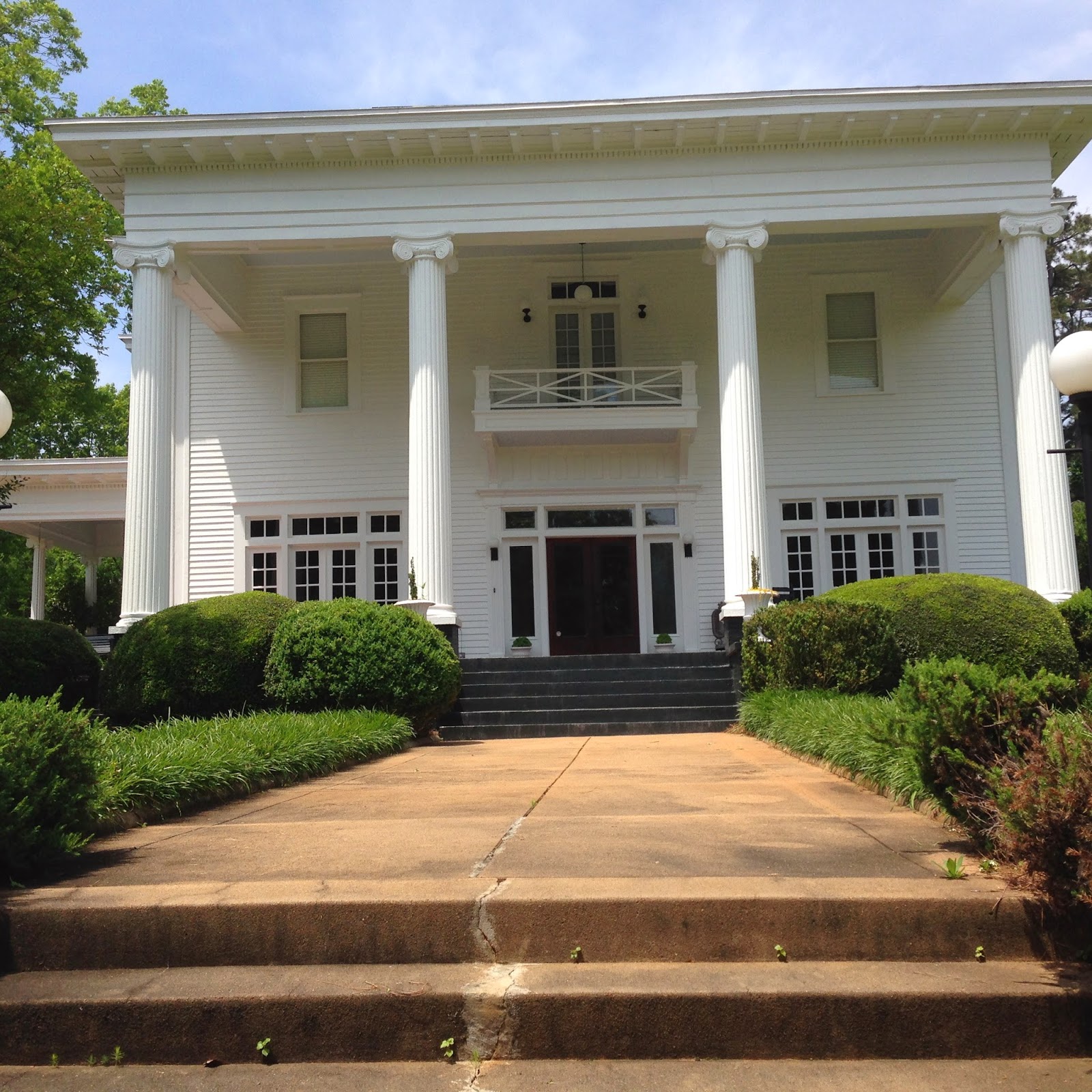 Grave Hunting in Monticello, GA