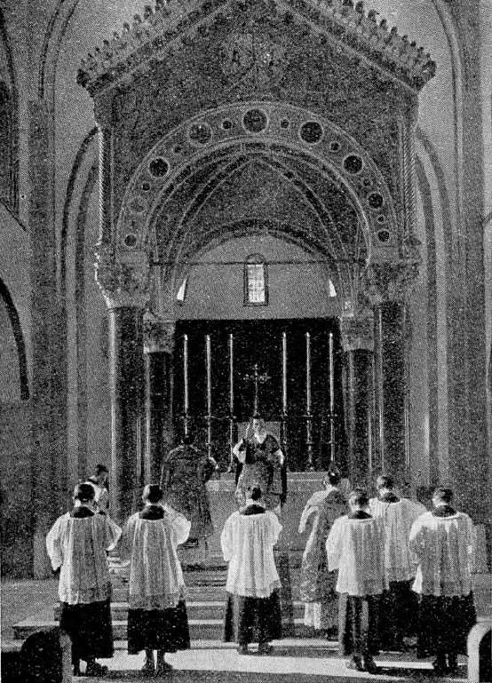 Liturgical Arts As Seen in Liturgical Patrimony: The Ancient Ambrosian ...