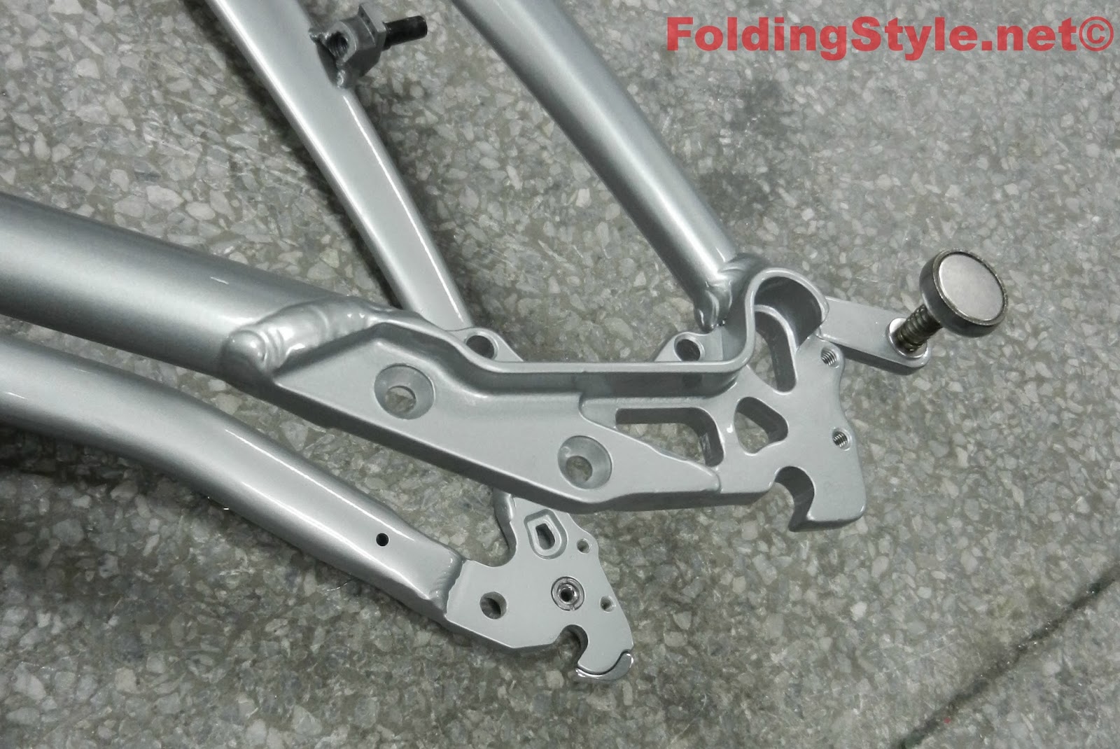 Folding Style ©: Dahon vs Tern - Confronto tra i Telai V-Clamp e OCL ...