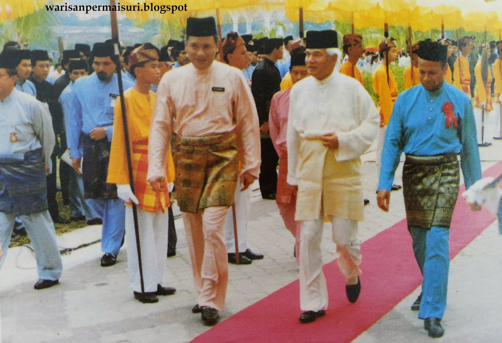 WARISAN RAJA & PERMAISURI MELAYU: Perasmian Masjid DiRaja Sultan ...