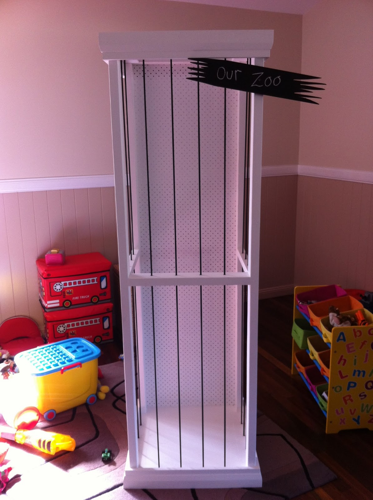 Kids Activities & Tips 4 Everyday: Our own home made ZOO