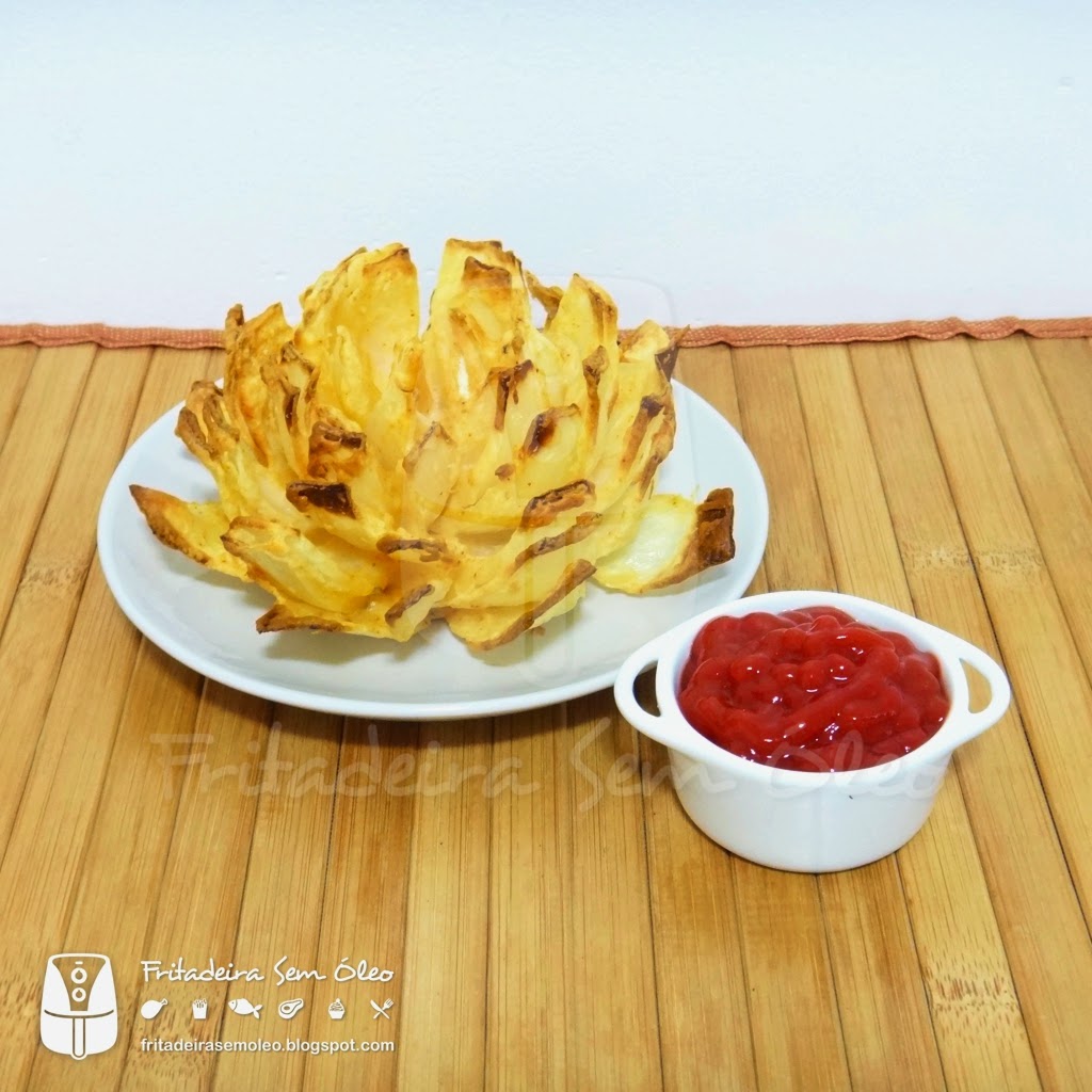 Explosão de Cebola na AirFryer (Blooming Onion) | Fritadeira sem Óleo ...