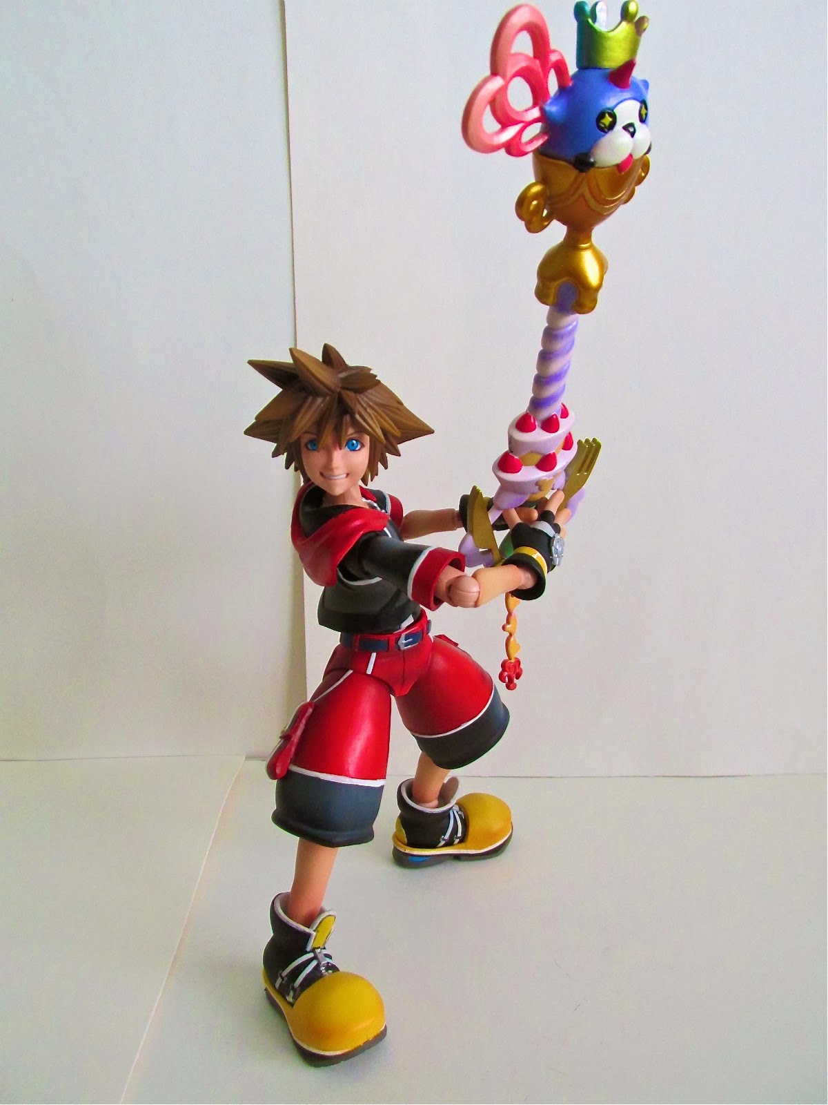 Play Arts Kai Kingdom Hearts 3D: Sora | Toy RE:action