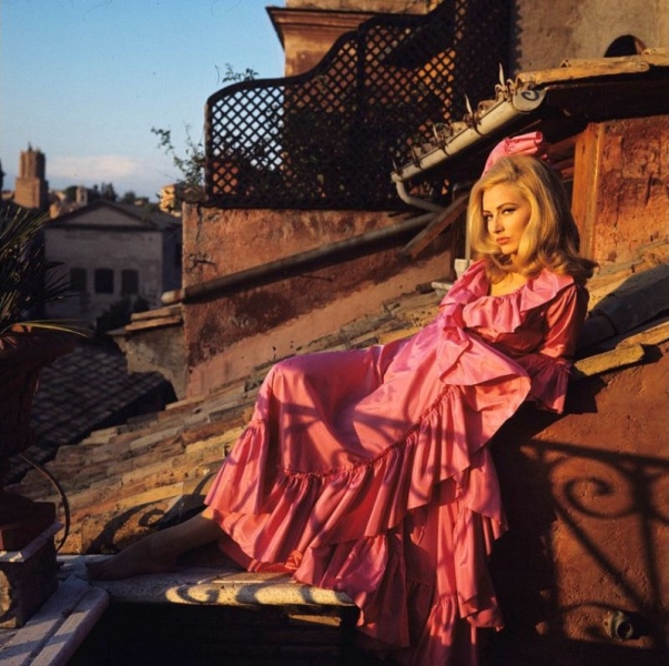 Los Grandes Fotografos: Angelo Frontoni (1929-2002)