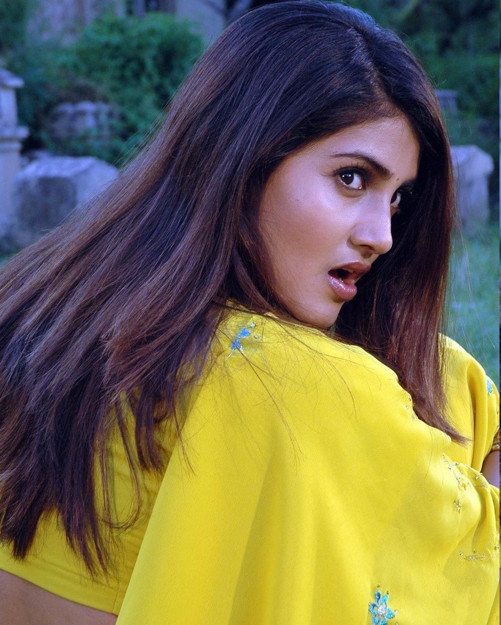 Hot Picsz: Kausha Sexy Saree pictures Kausha sexy Saree Images