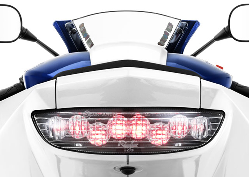 Yamaha YZF-R125 ~ THE AUTOMOTIVE WORLD BLOG Yamaha YZF-R125 ~ THE AUTOMOTIVE WORLD BLOG