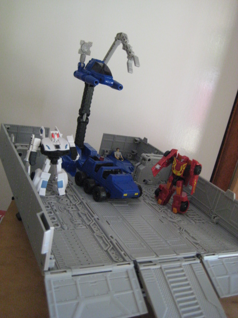 ChCse's blog: Toy Review: Transformers Masterpiece Optimus Prime ...