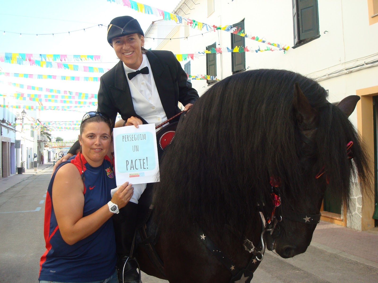 Moviment Menorca Edu21: SUPORTS DES DE LES FESTES DES MERCADAL