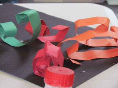 3D Paper Heart Collage | Munchkins and Mayhem