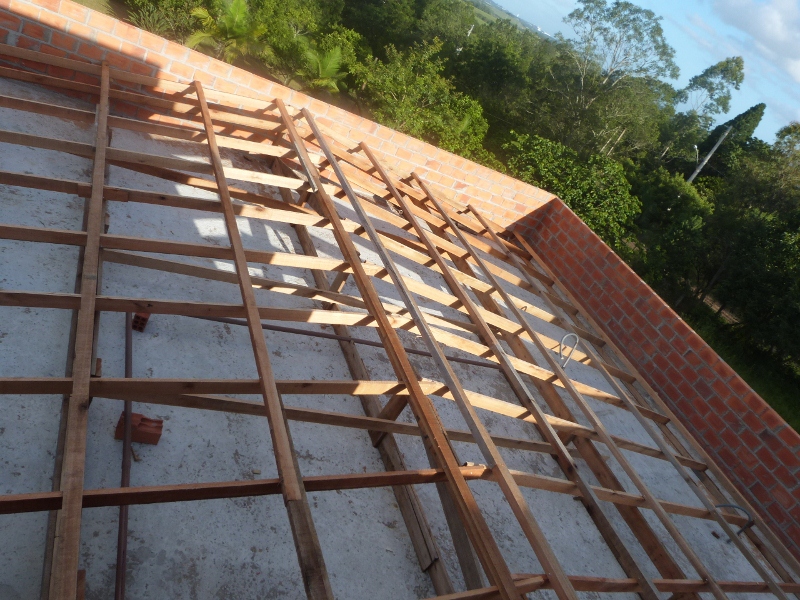 Casa da Lú, Teko e Cia Ltda.: Reboco!