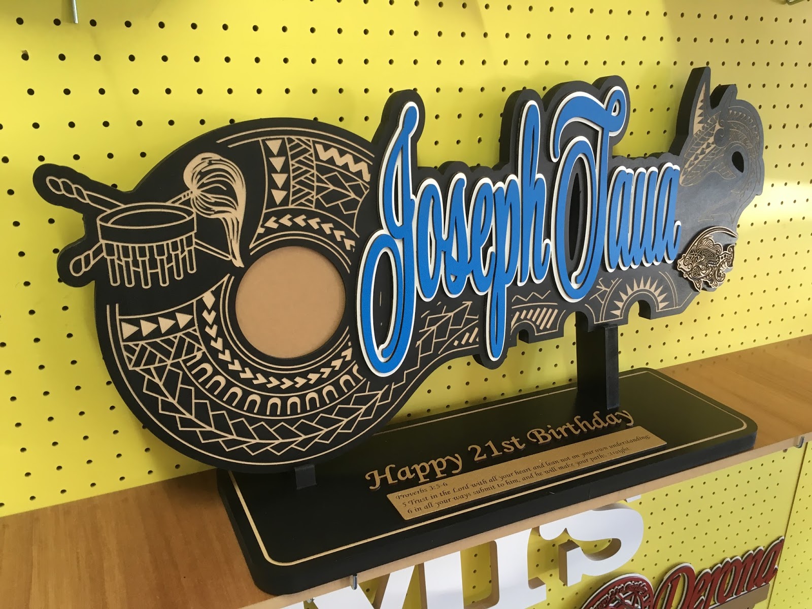 21st key no.7235 Samoan & ocean & fish