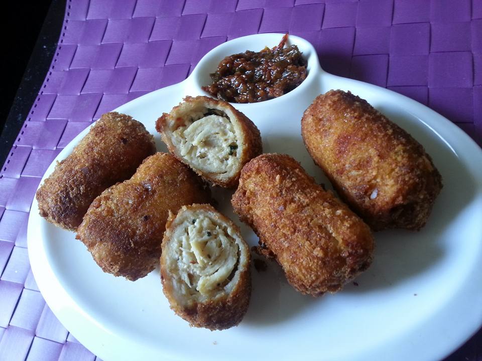 fooddies: Fried Chicken Roll