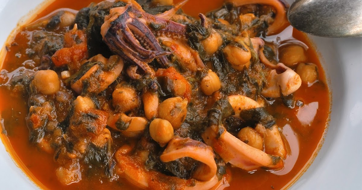 Sübye baligi - Türkischer Eintopf mit Kalmar, Kichererbsen und Spinat ...