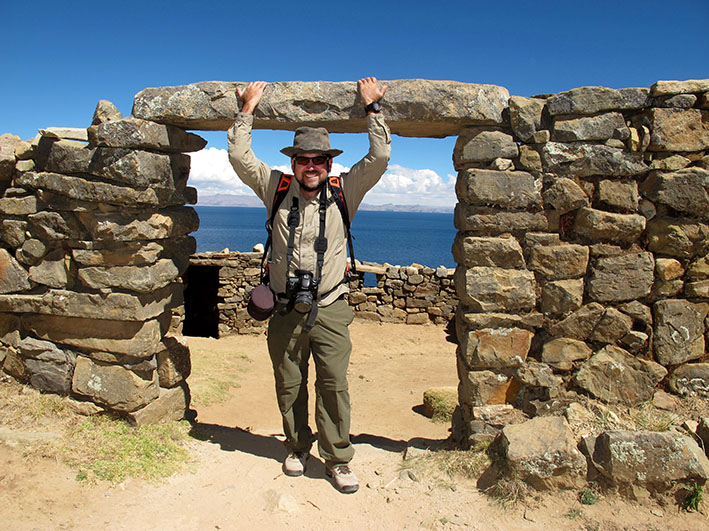 Isla del Sol: Historia Inca, Trekking y Hermosos Paisajes sobre el Lago ...