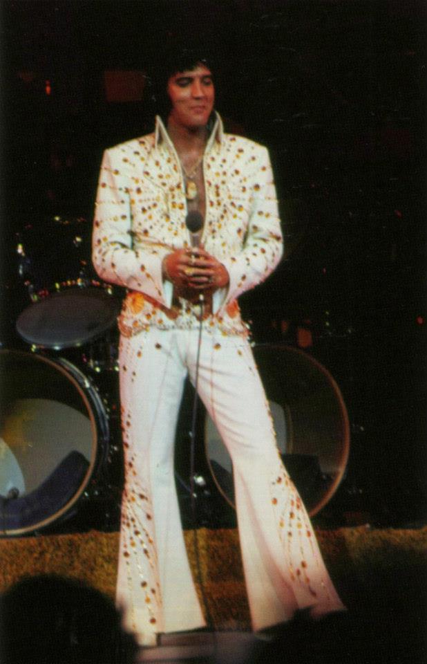 Bart's Blog #1: ELVIS RARE CONCERT PHOTOS FROM THE 70's