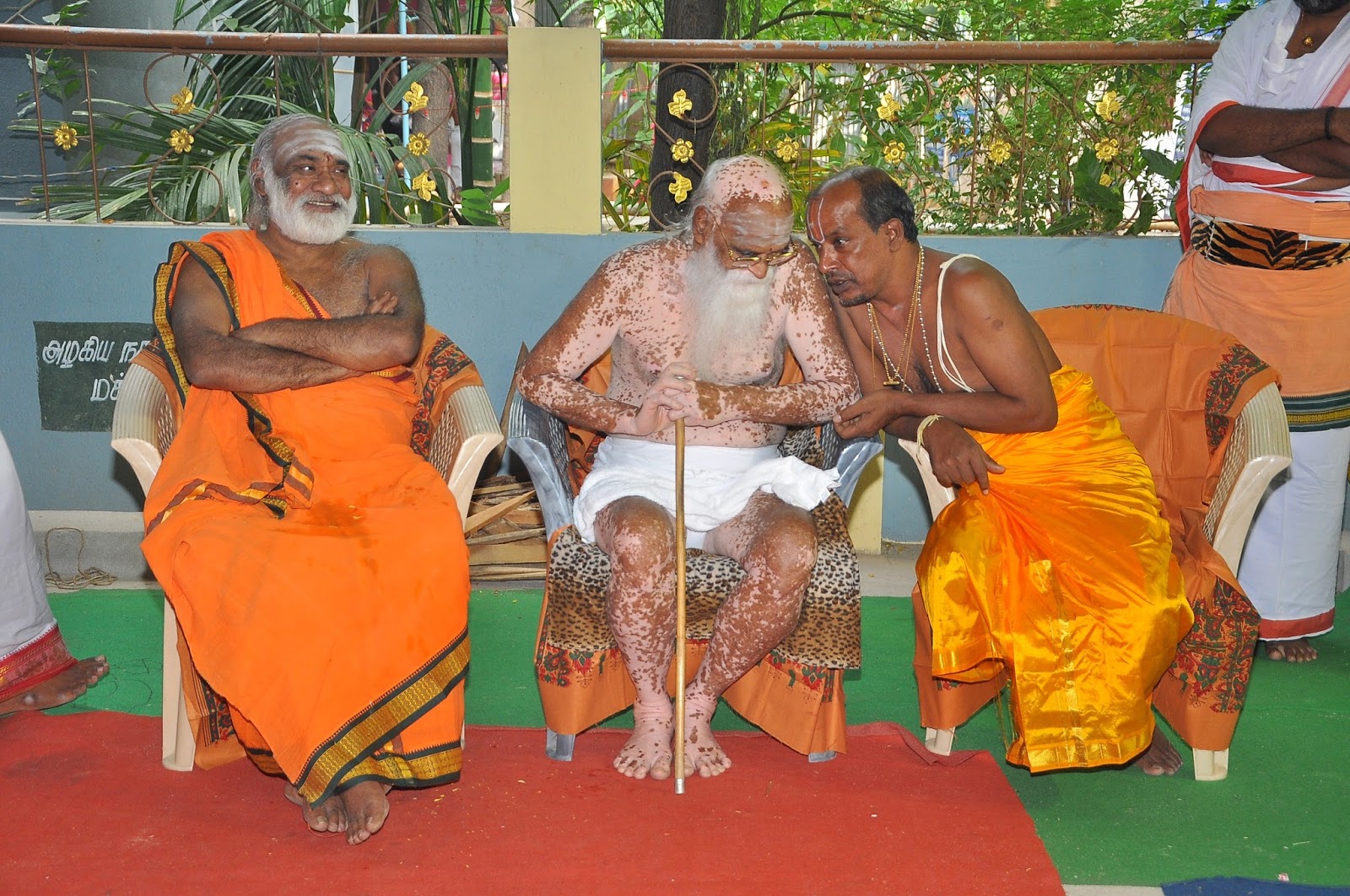 Danvantri Peedam - Universal Peedam: ஸ்ரீ தன்வந்திரி ஆரோக்ய பீடத்தில் ...