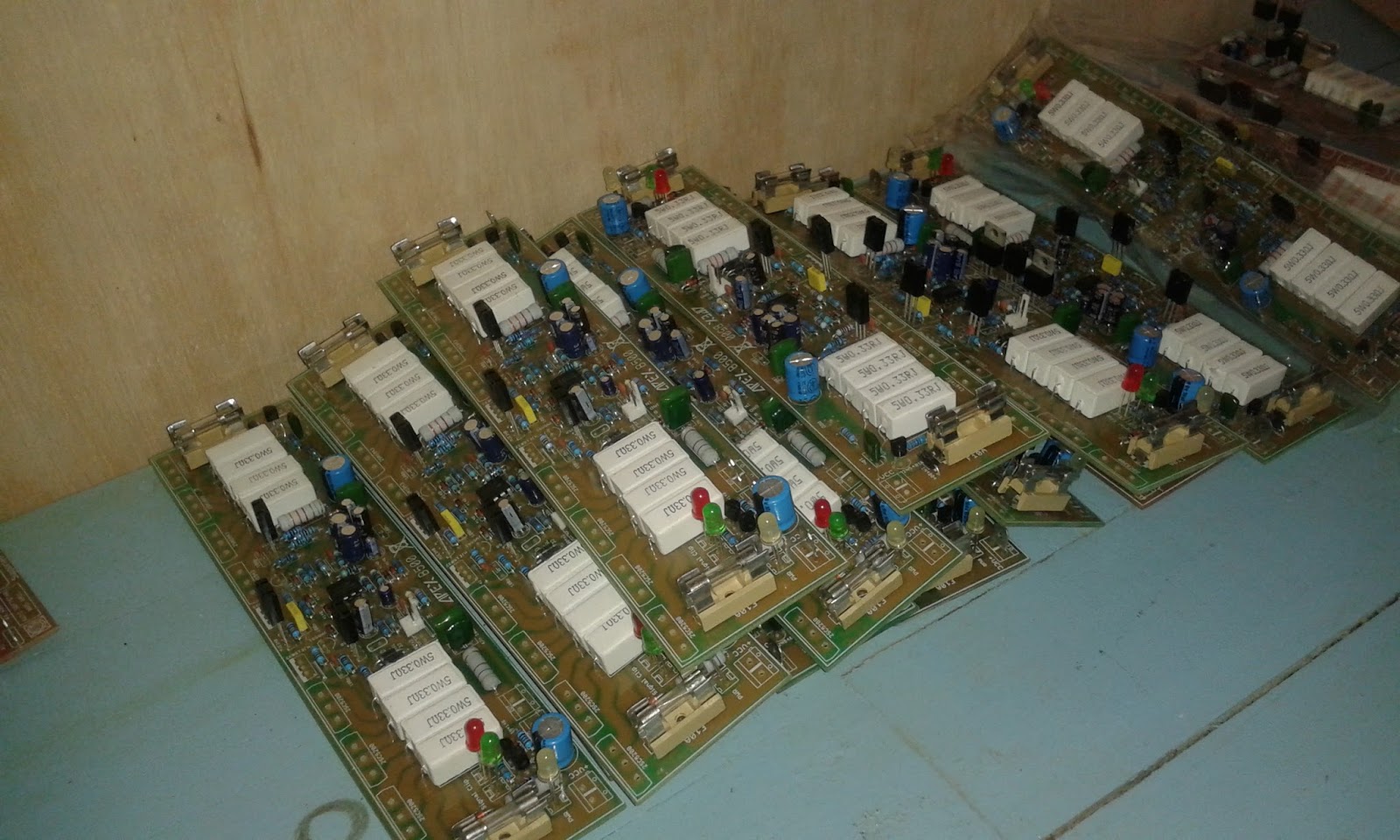 Power Amplifier para Profesional: APEX B500 TEF dan Standar