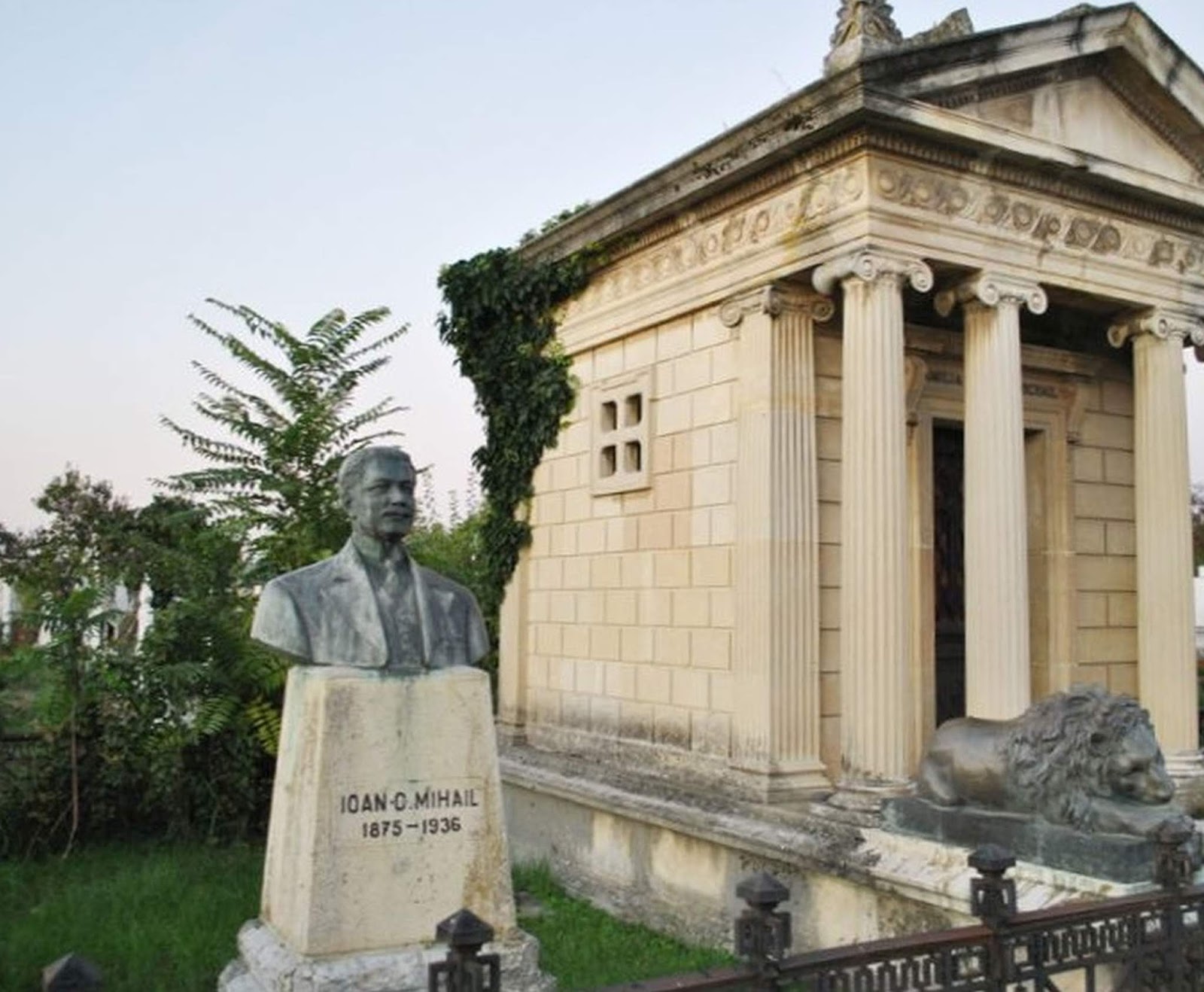 MONUMENTE ISTORICE DIN ROMANIA : Palatul Jean Mihail
