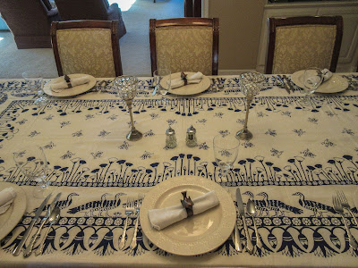 Cannundrums: Peacock and Vegetable Pie