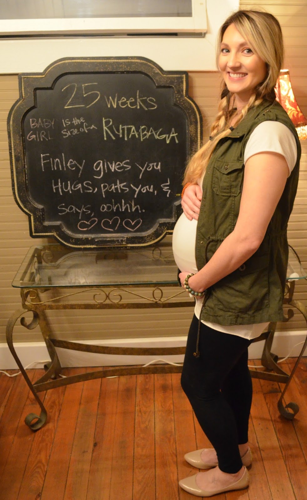 Baseball-Diamonds & Hairspray: BUMPDATE // BABY #2 // 25 WEEKS