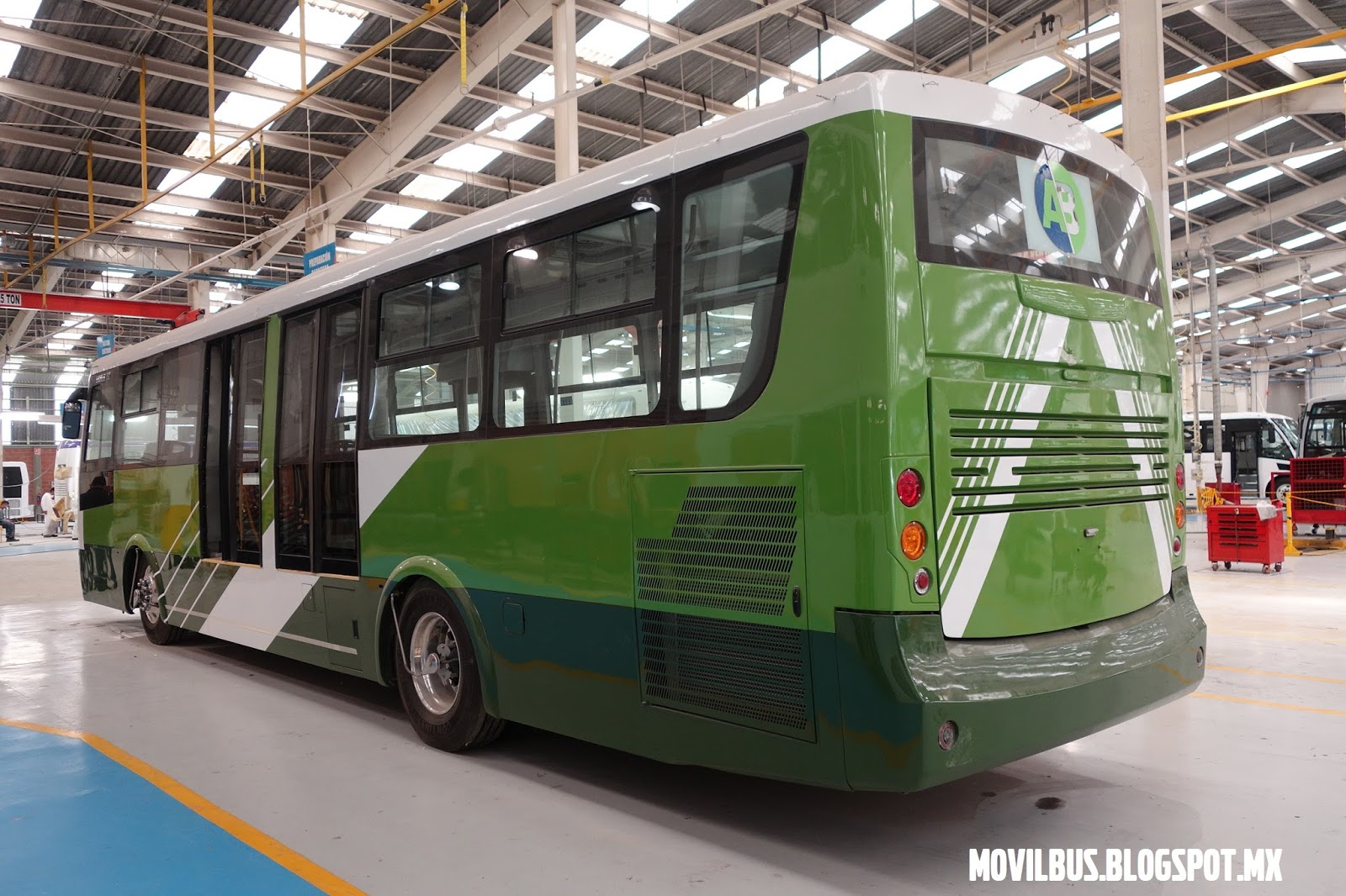 Visita a la planta de ensamble de DINA AUTOBUSES.